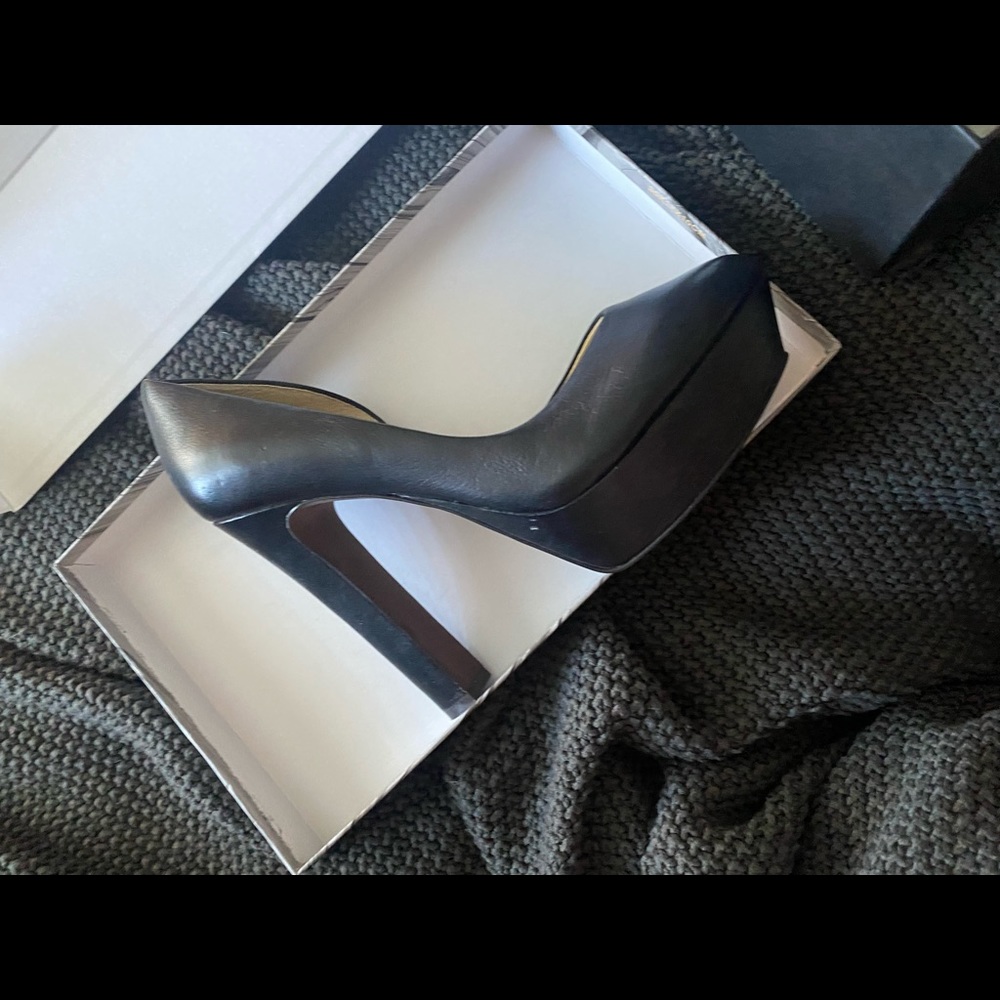 Pin-Up Bettie Page Style Block Heel. These Are Gorgeo… - Gem